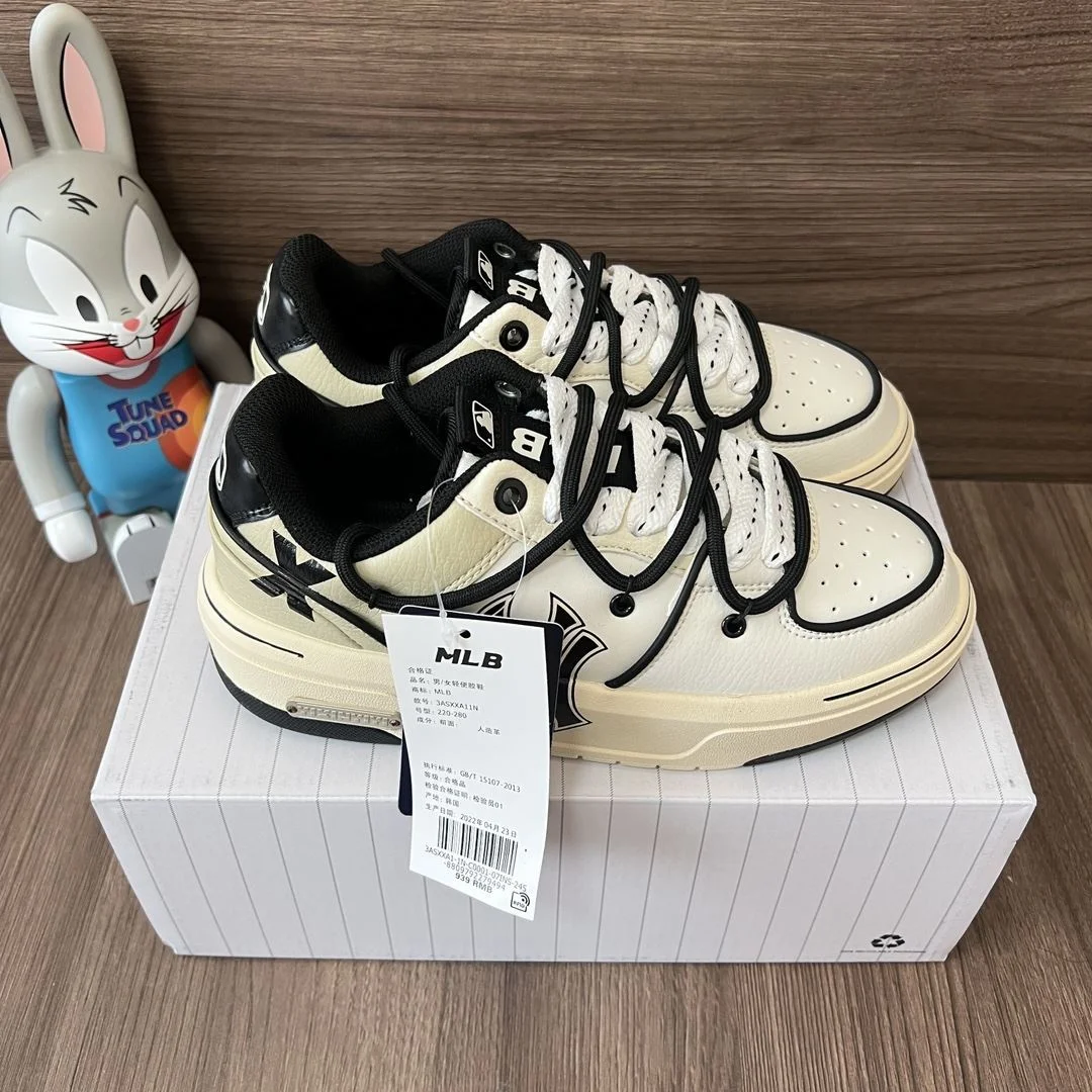 Brand-original Gucci Low Shoes