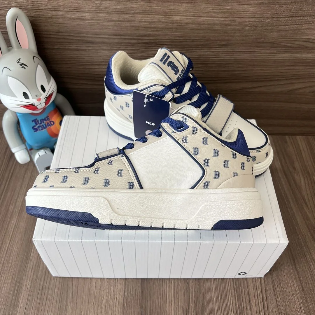Genuine Gucci Low Shoes