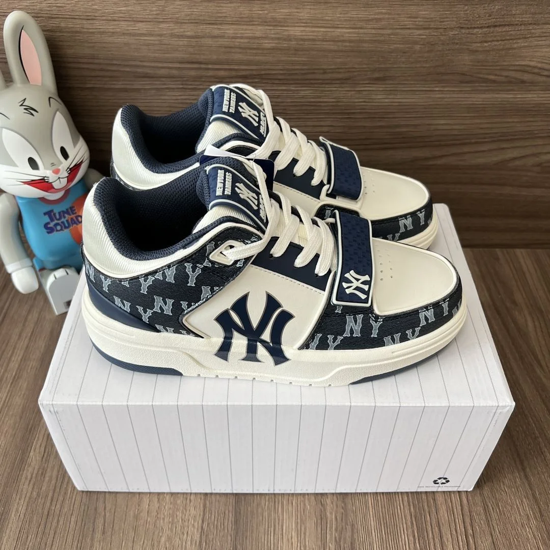 Genuine Gucci Low Shoes