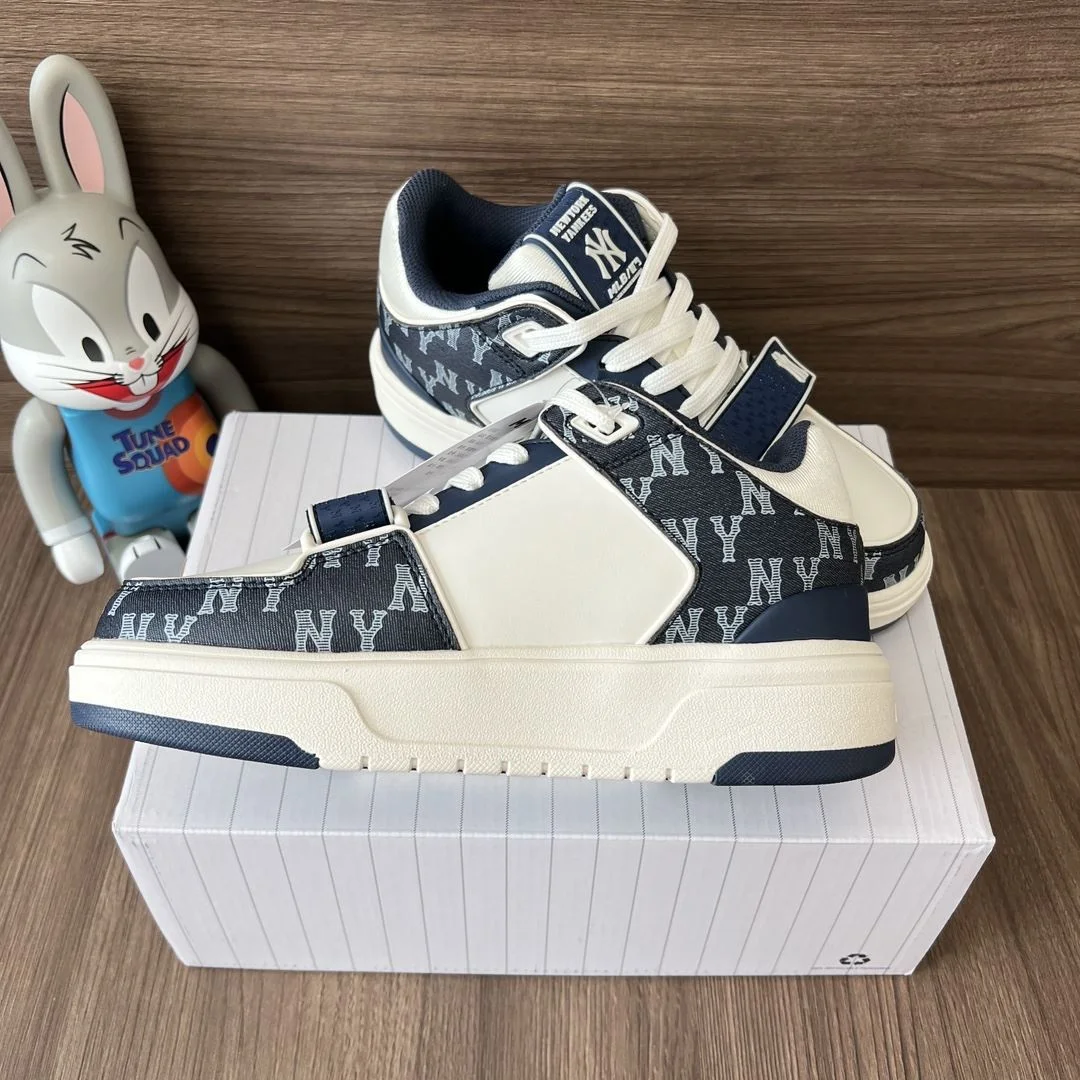 Genuine Gucci Low Shoes