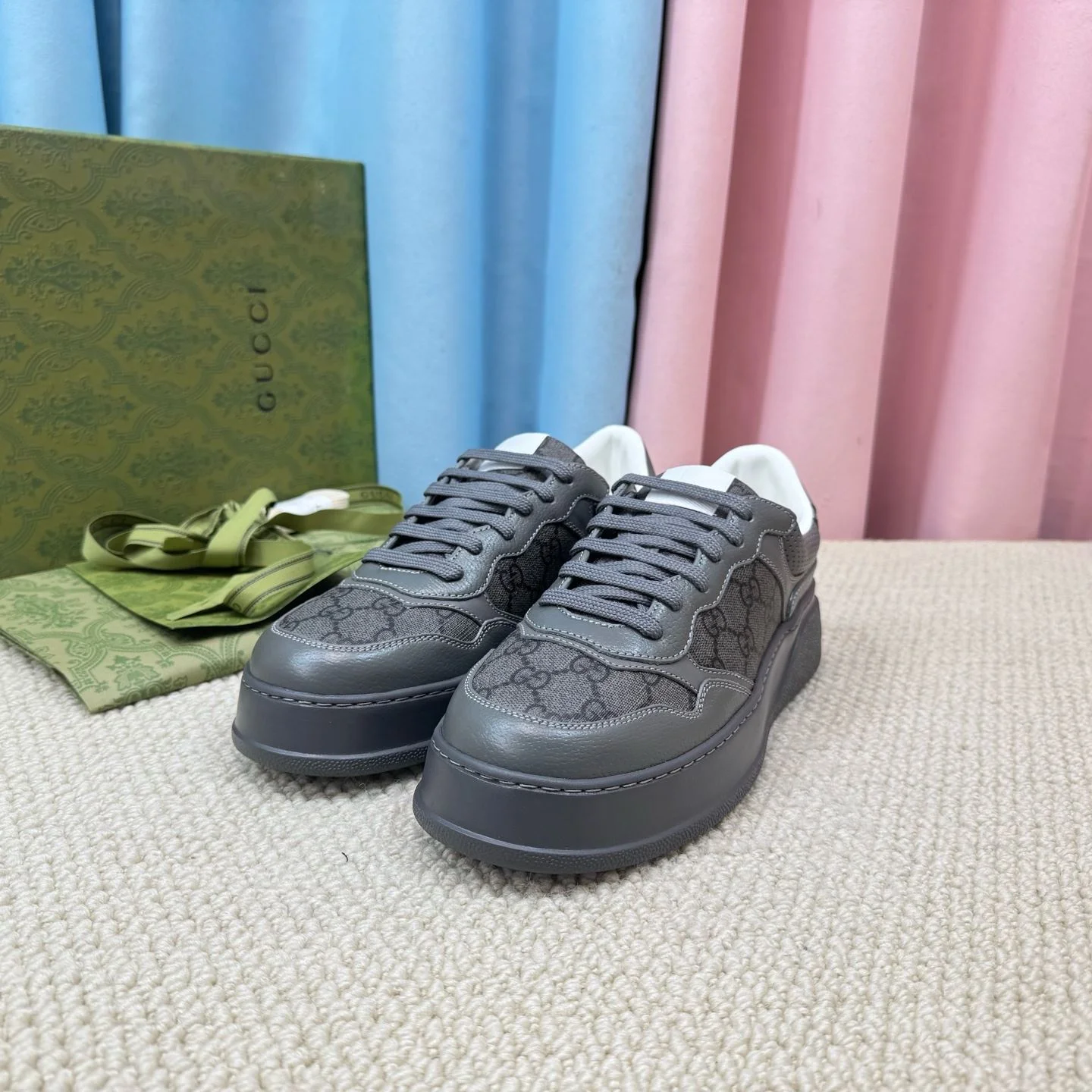 Gucci Low Shoes