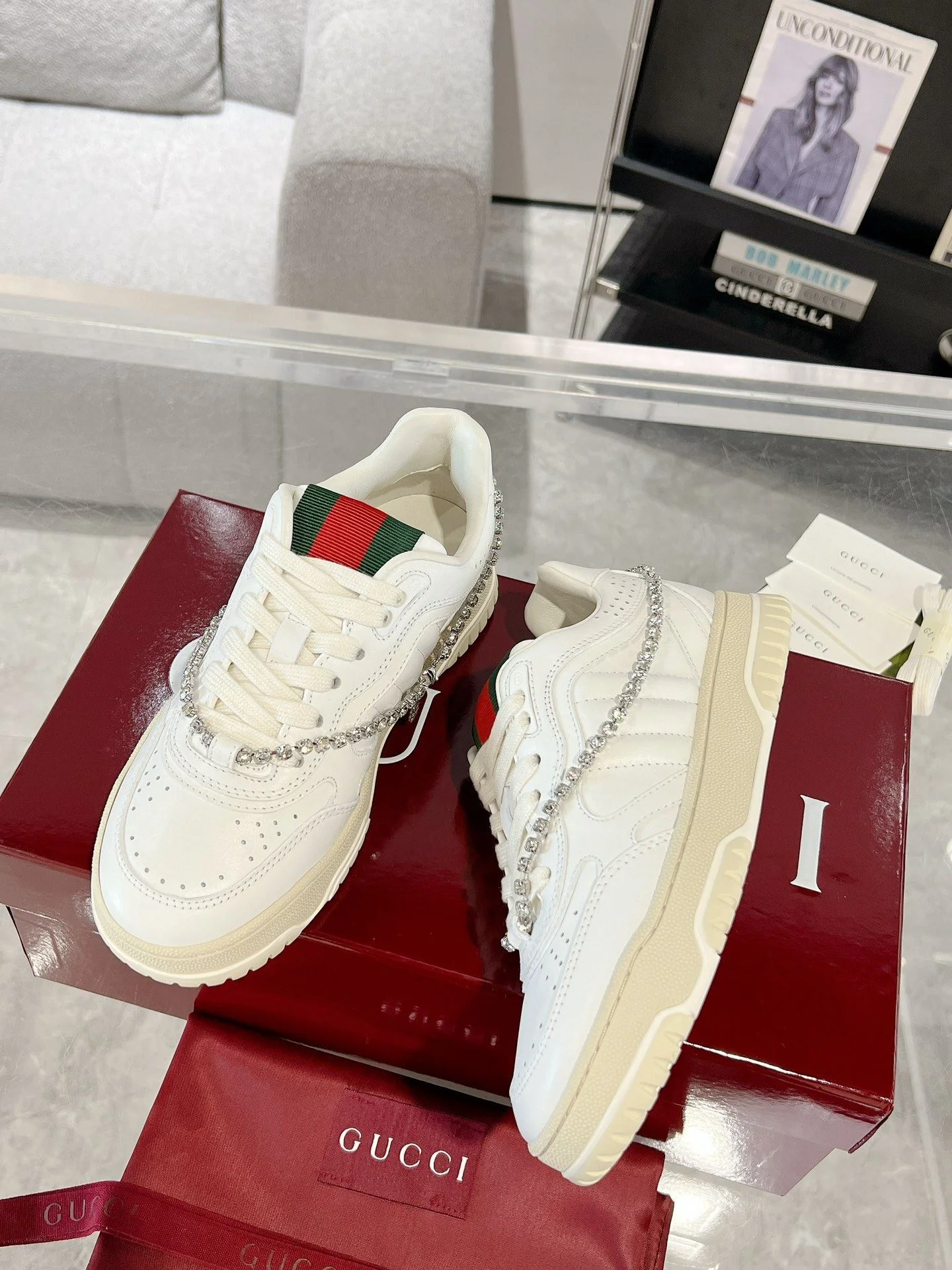 Official Gucci Low Shoes