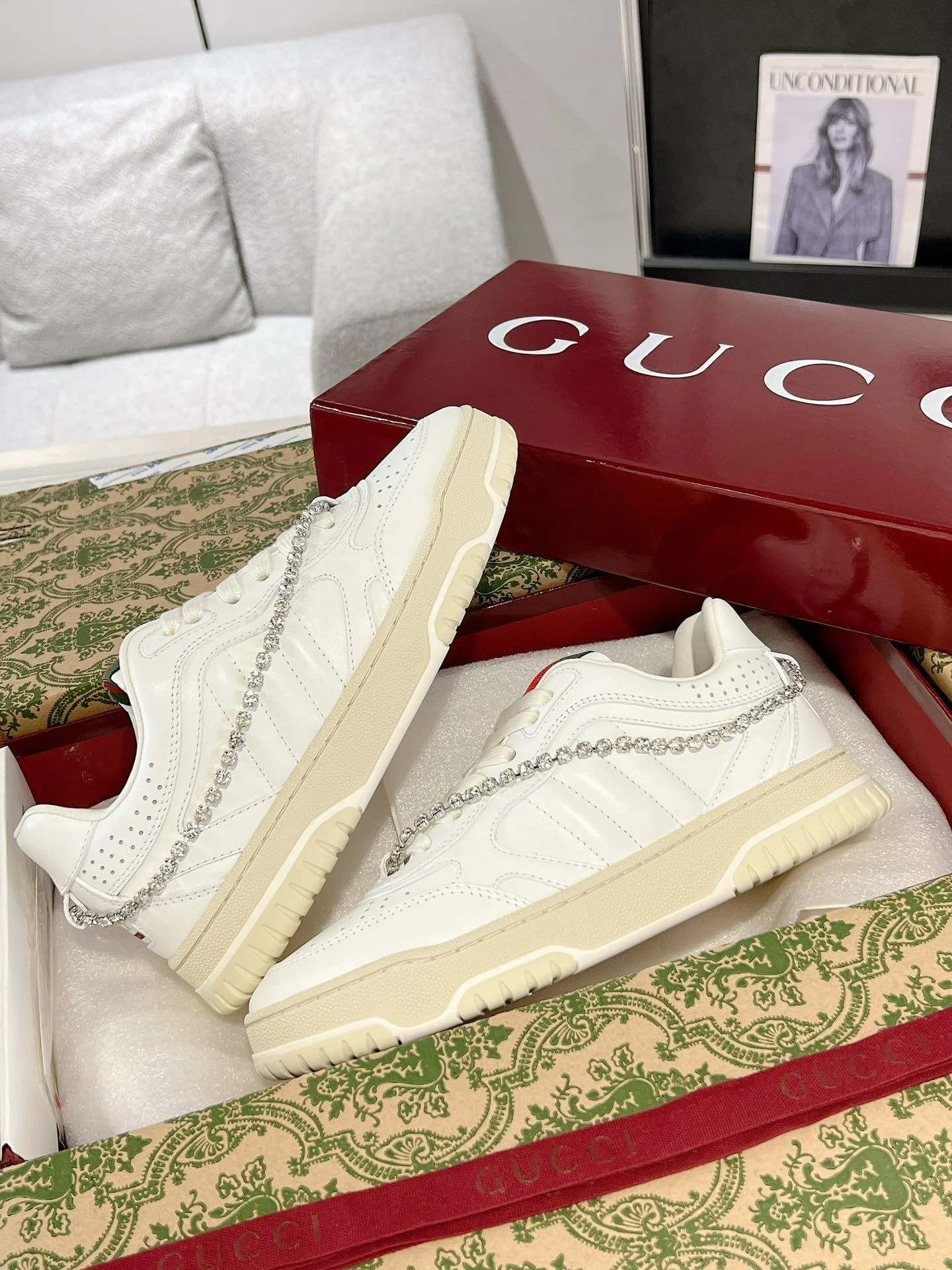 Official Gucci Low Shoes