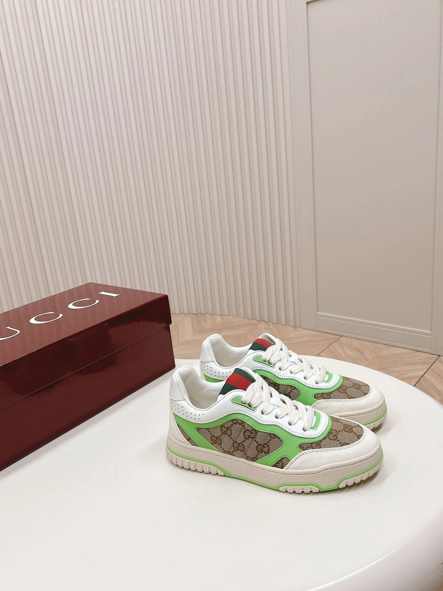 Gucci Low Shoes