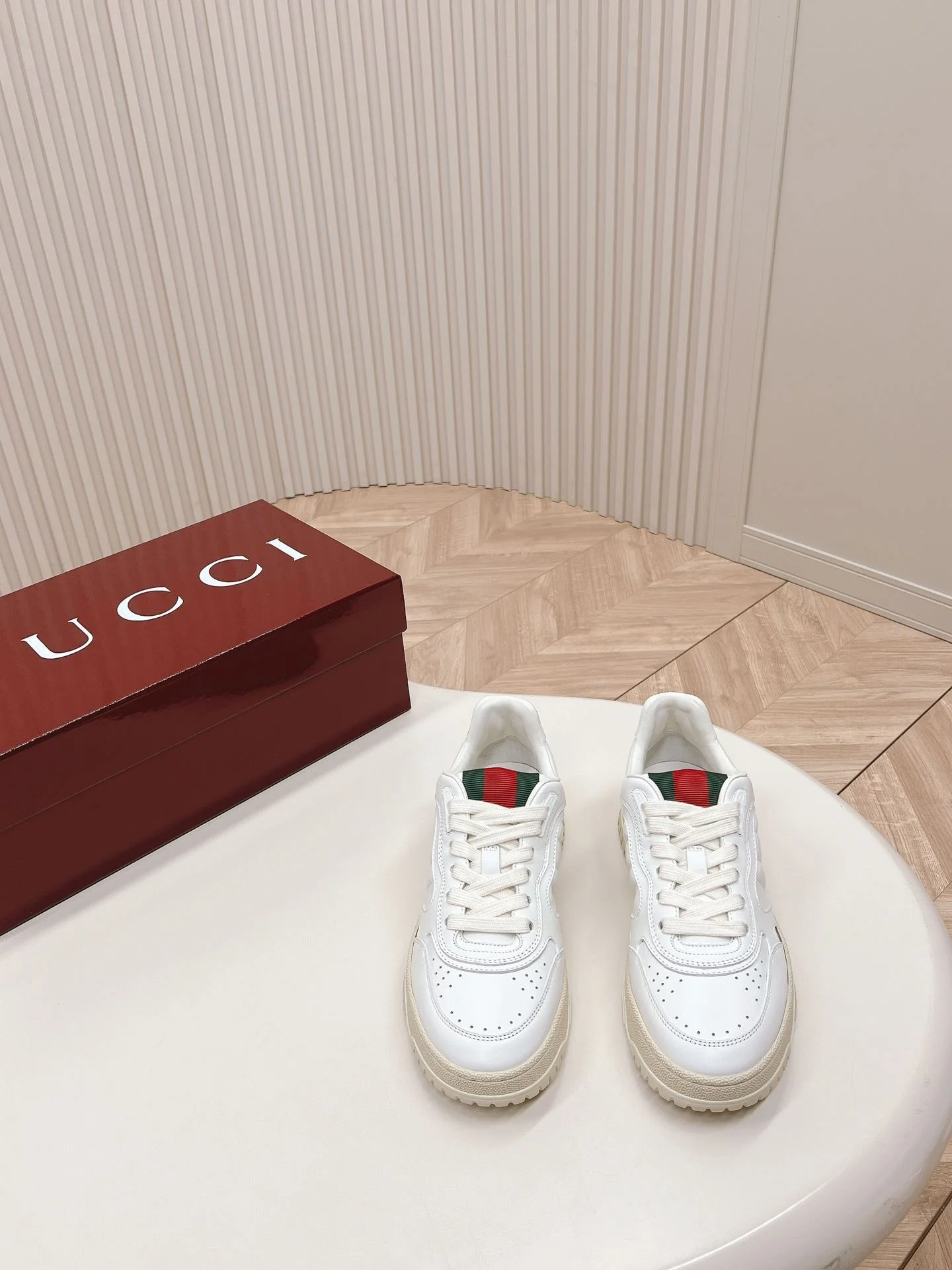 Gucci Low Shoes