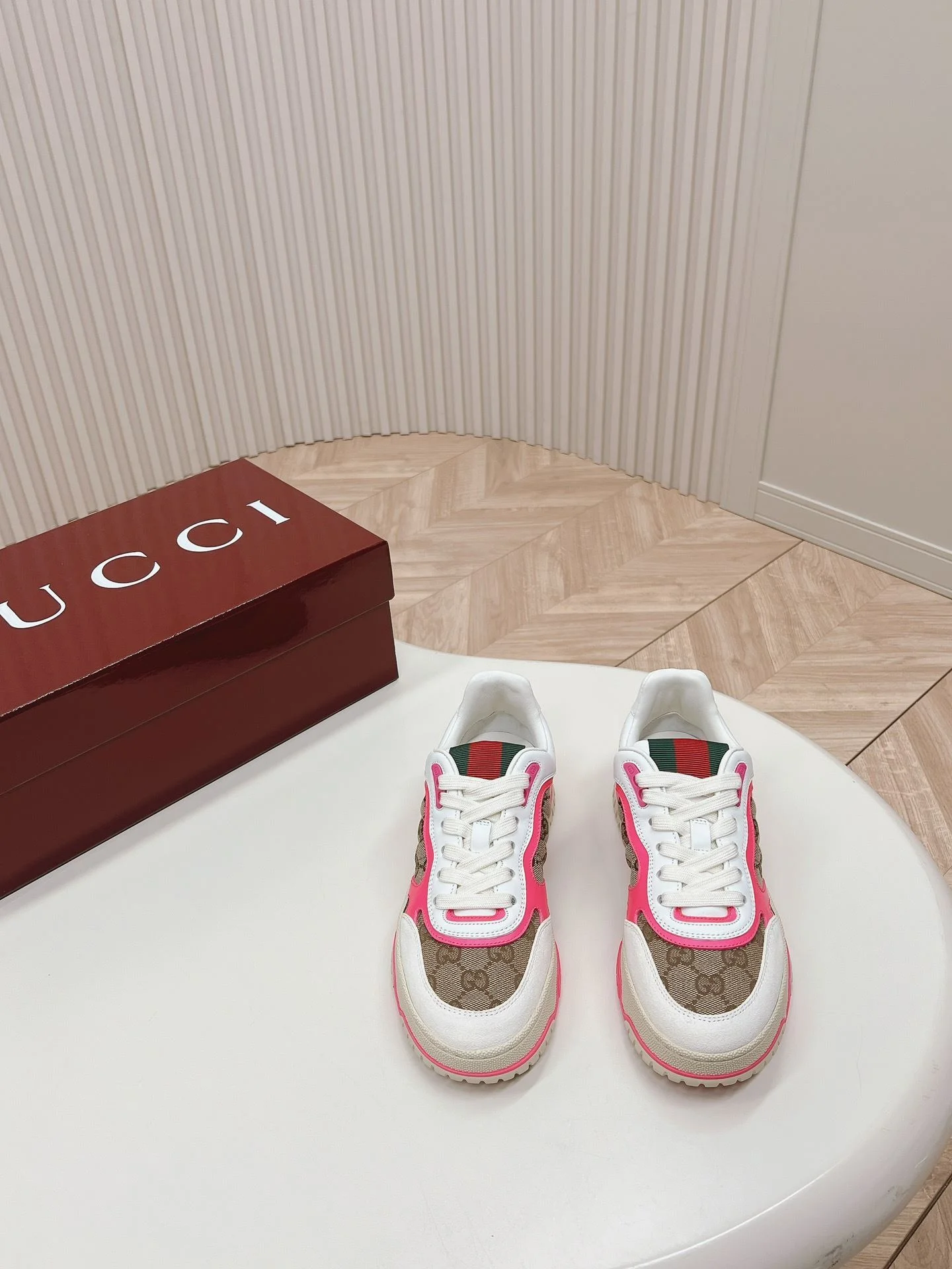 Gucci Low Shoes