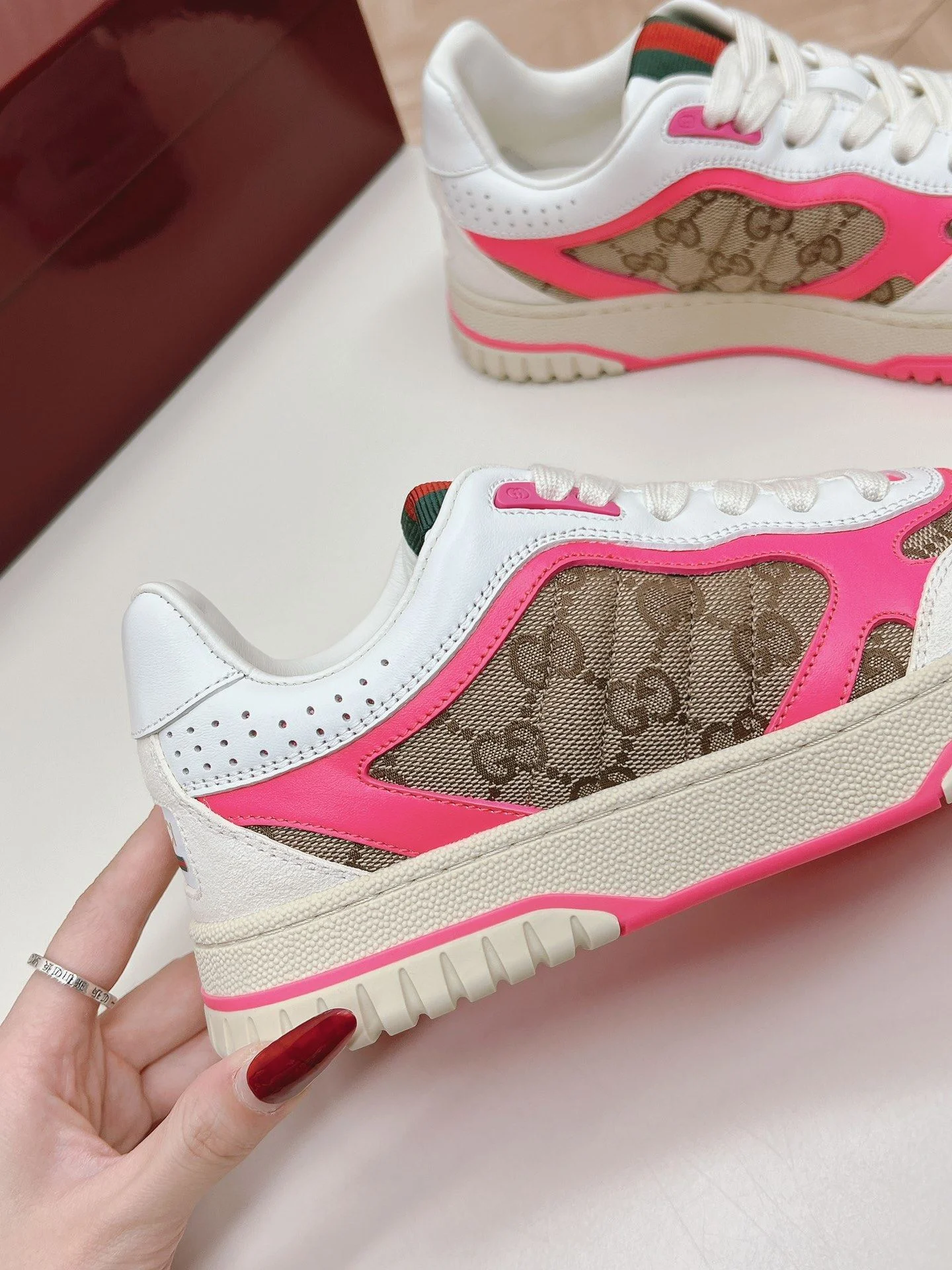 Economical Gucci Low Shoes