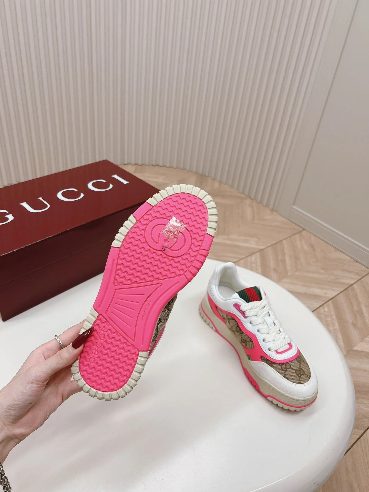 Economical Gucci Low Shoes