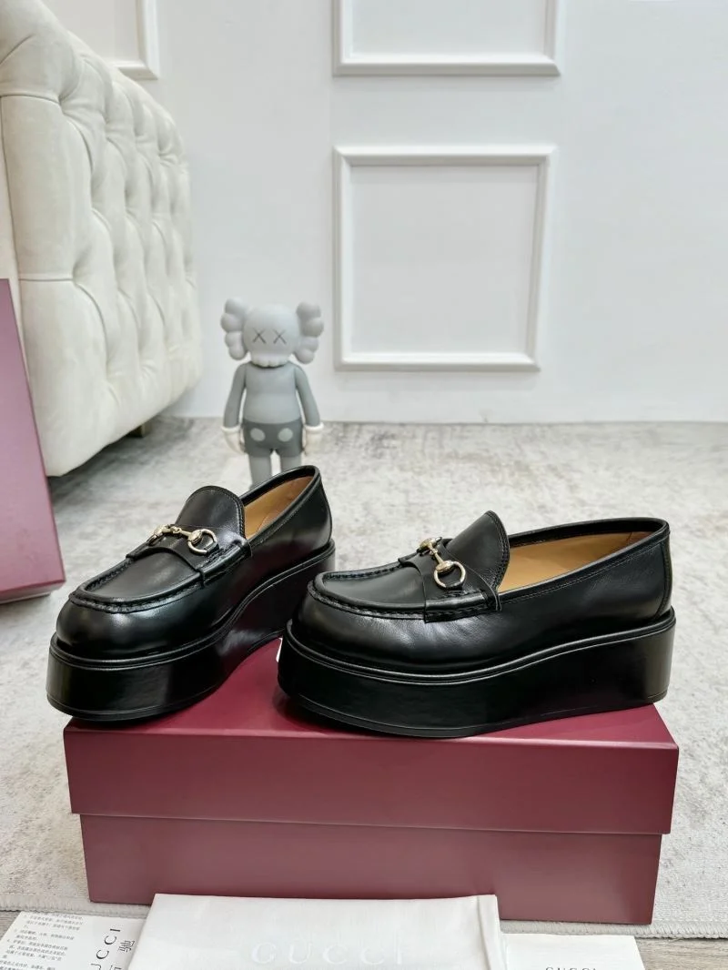 Low-cost Gucci Low Shoes