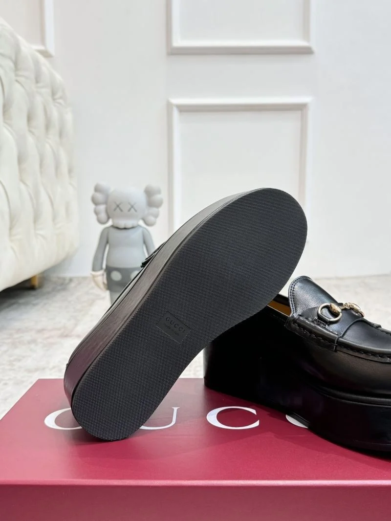 Low-cost Gucci Low Shoes