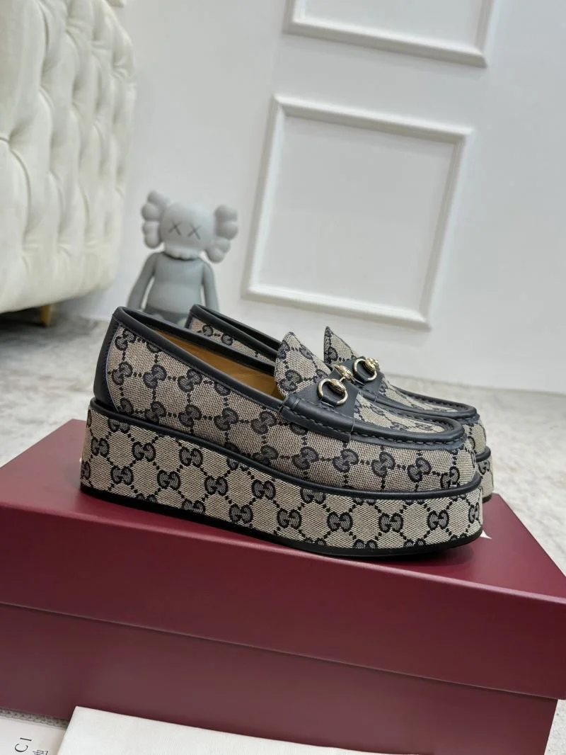 Gucci Low Shoes