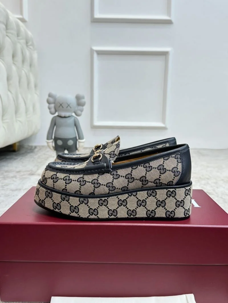 Cut-rate Gucci Low Shoes