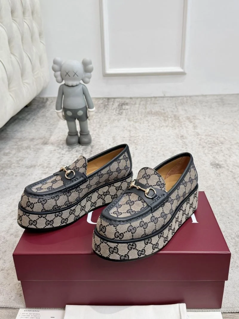 Cut-rate Gucci Low Shoes
