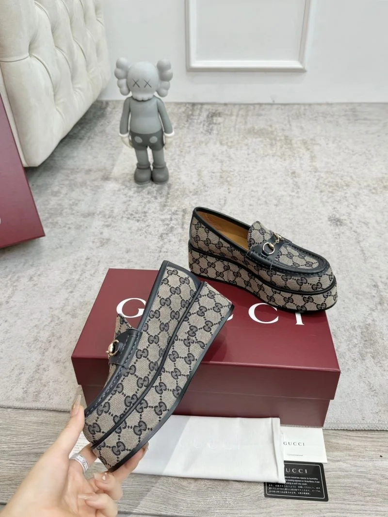 Cut-rate Gucci Low Shoes