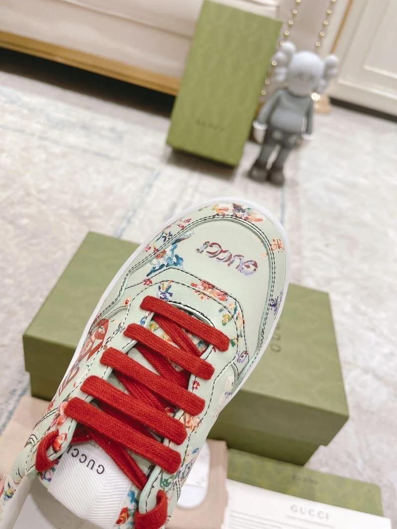 Top match Gucci Low Shoes
