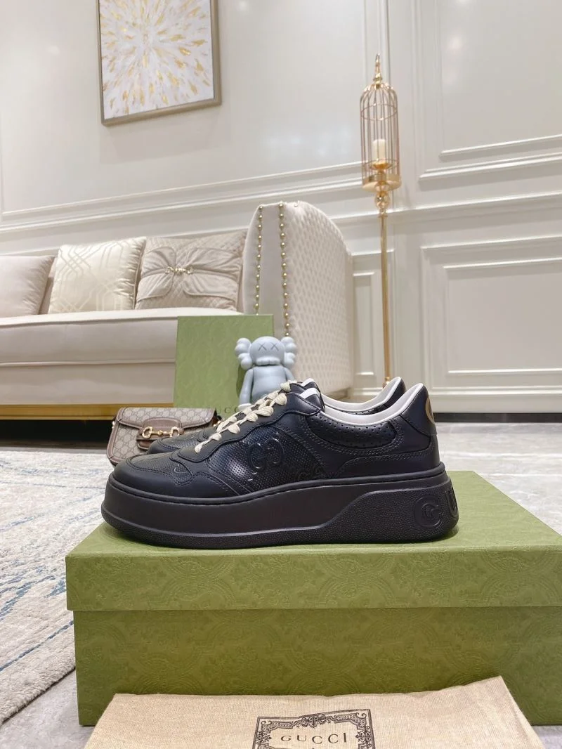 Brand-original Gucci Low Shoes