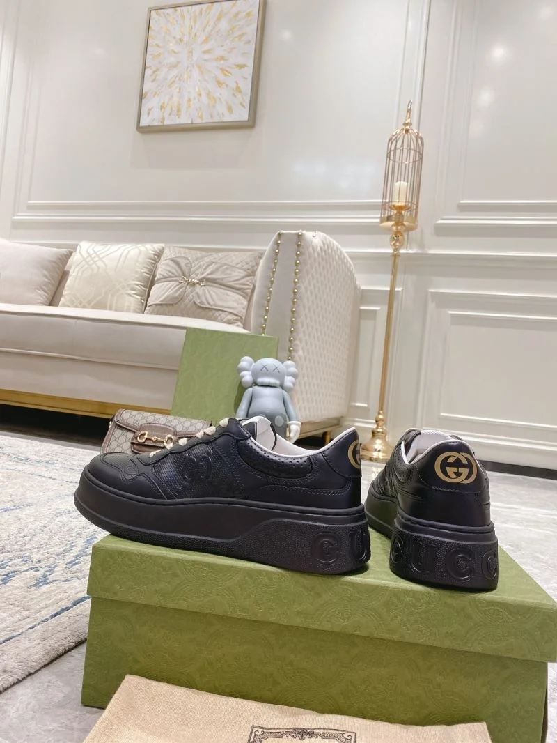 Brand-original Gucci Low Shoes
