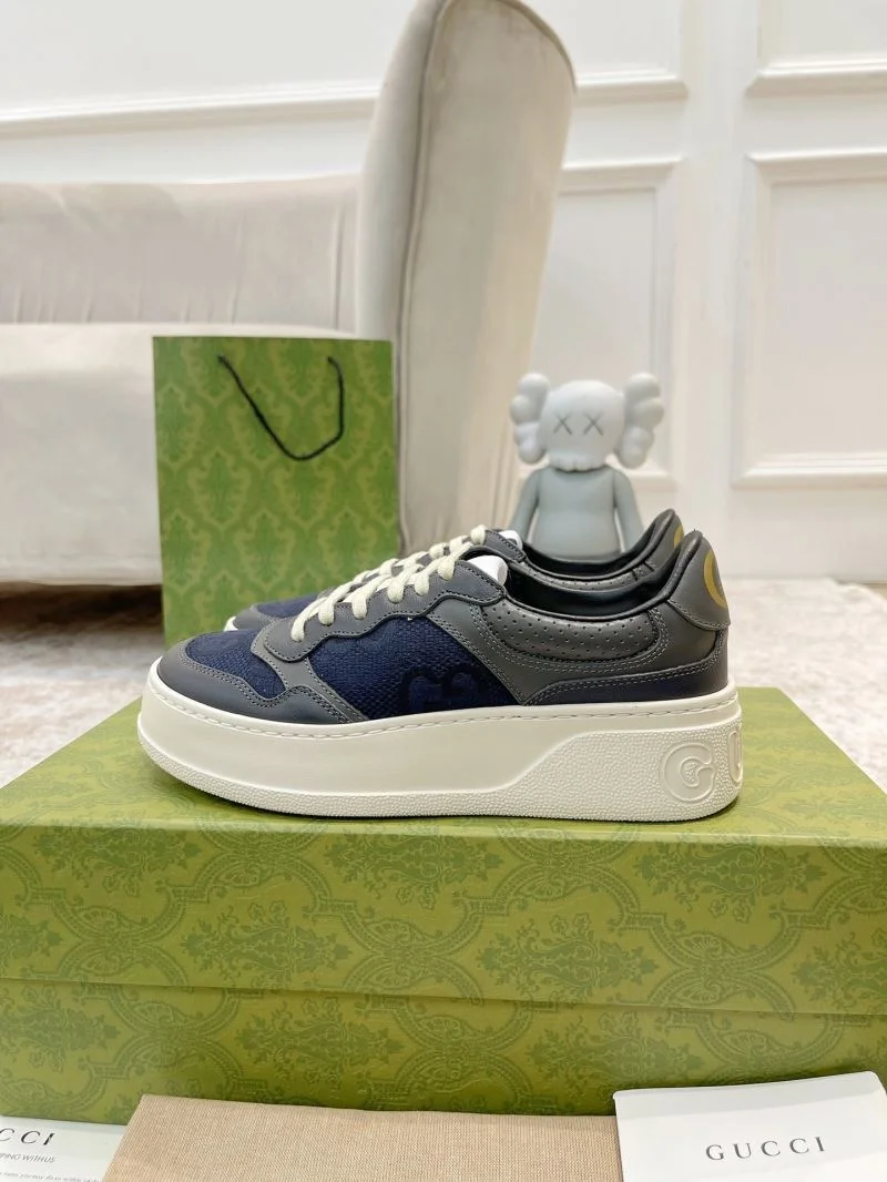 Bargain Gucci Low Shoes