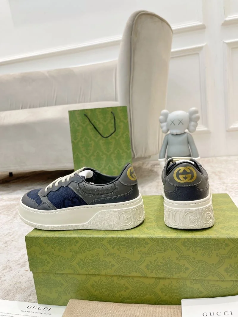 Bargain Gucci Low Shoes