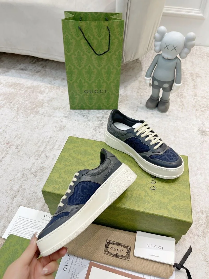 Bargain Gucci Low Shoes