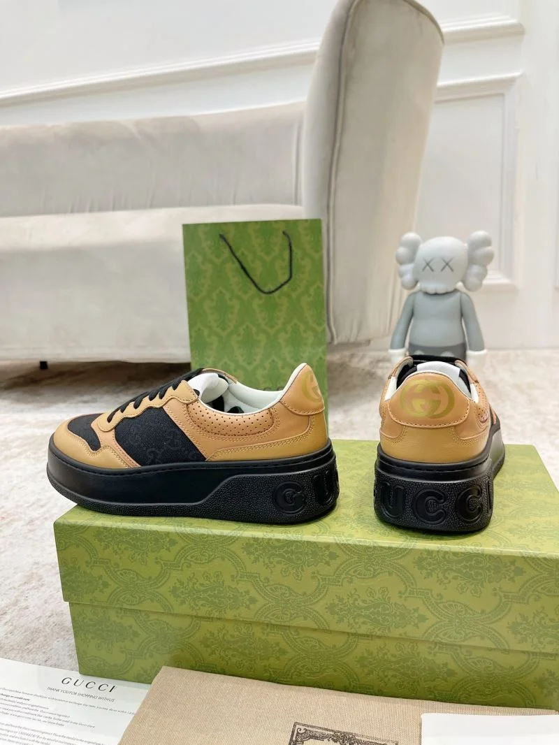 Bargain Gucci Low Shoes