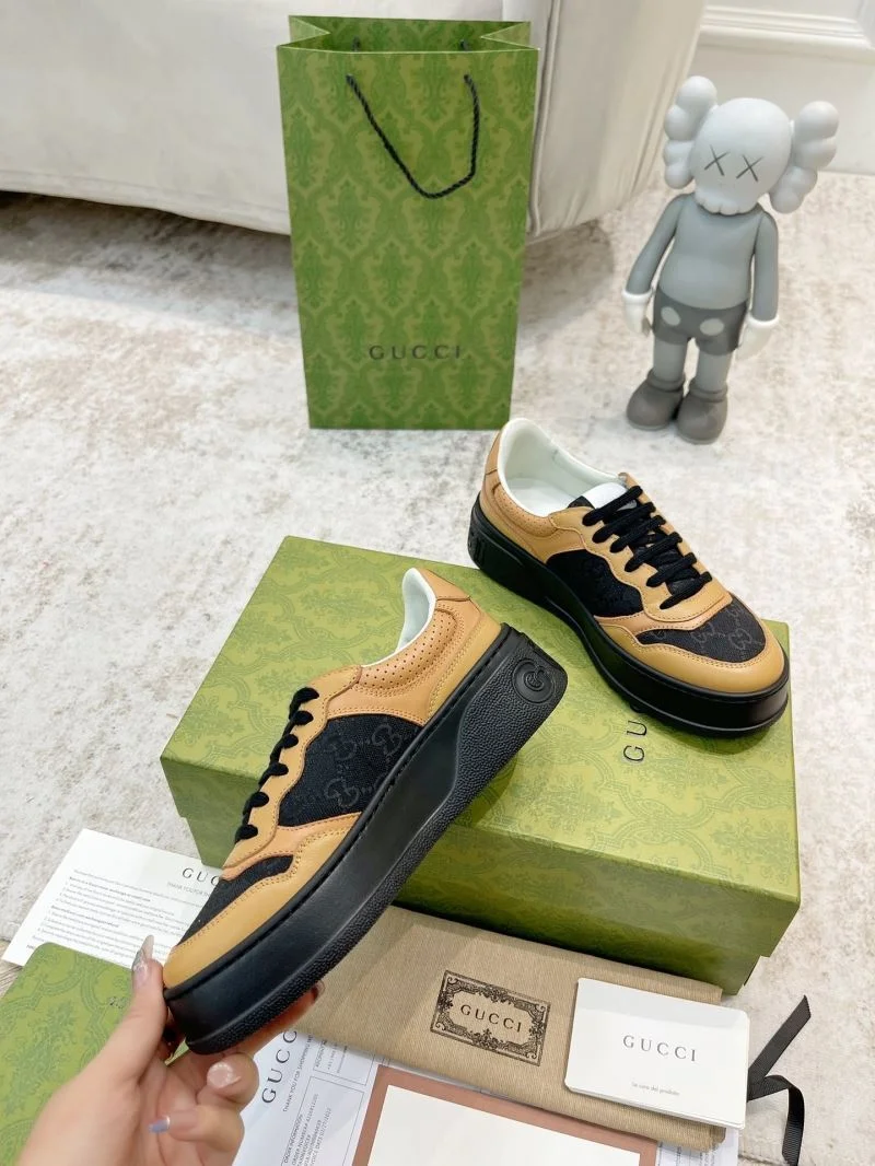 Bargain Gucci Low Shoes