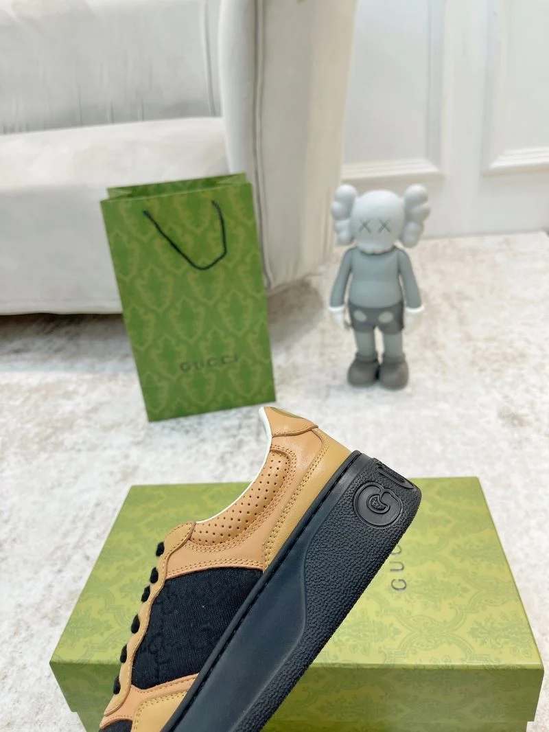 Bargain Gucci Low Shoes