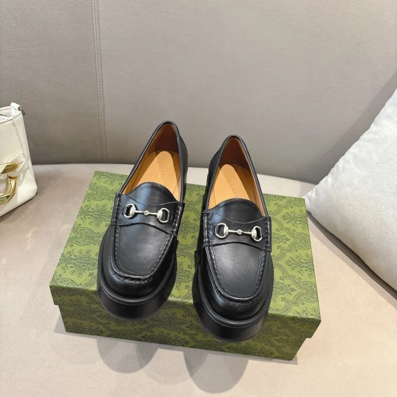 Perfect replica Gucci Low Shoes