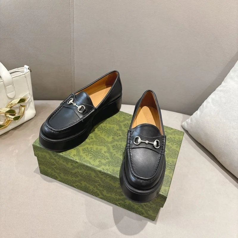 Perfect replica Gucci Low Shoes