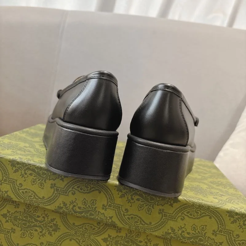 Perfect replica Gucci Low Shoes