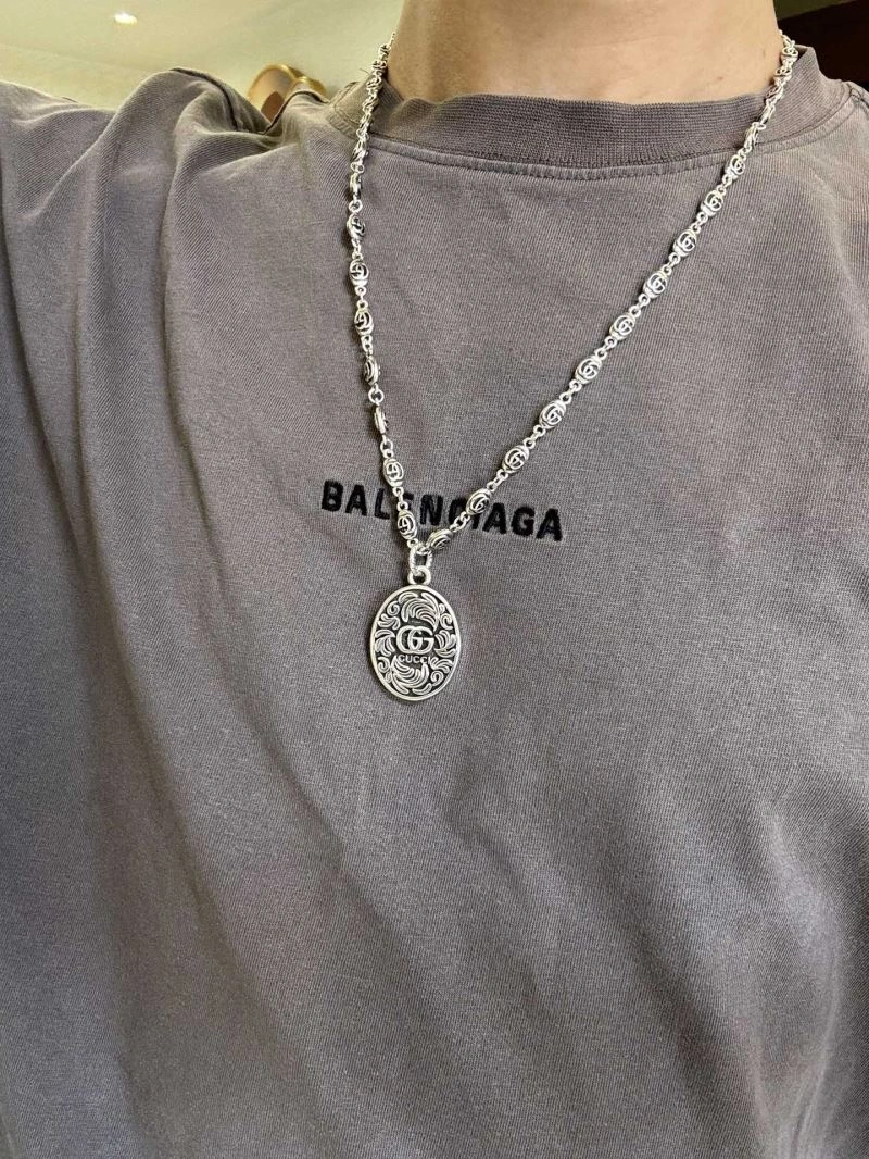 Bargain Gucci Necklaces