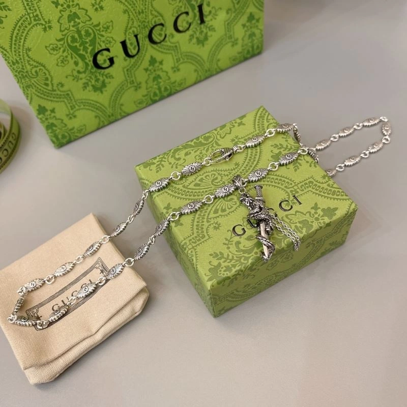 Inexpensive Gucci Necklaces