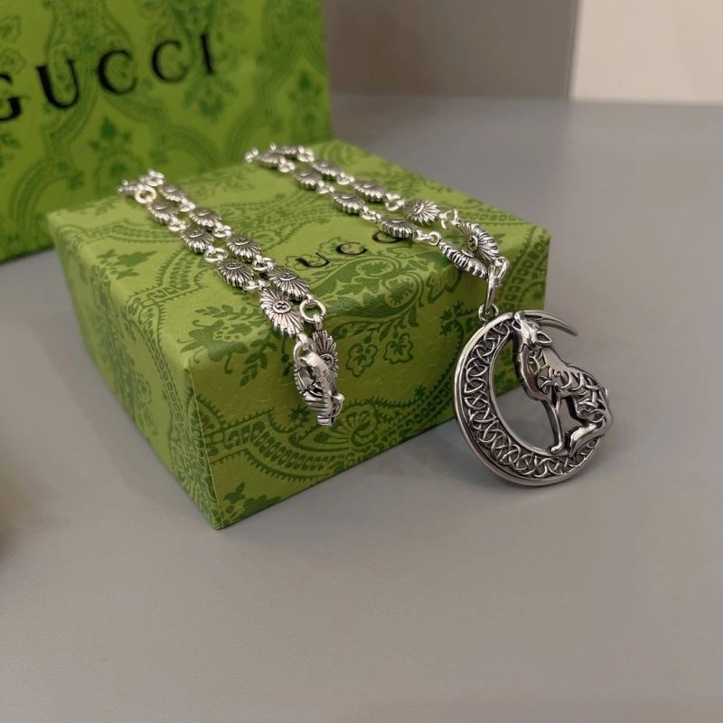 Precise copy Gucci Necklaces