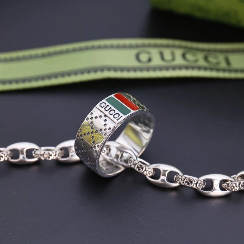 Bargain Gucci Necklaces