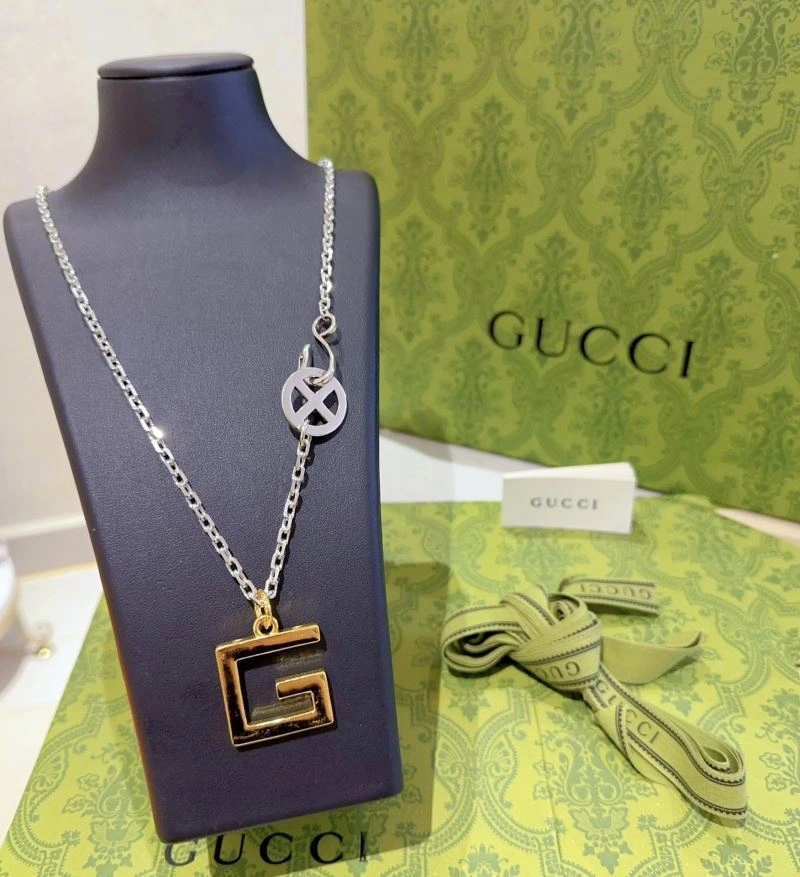 Low-cost Gucci Necklaces
