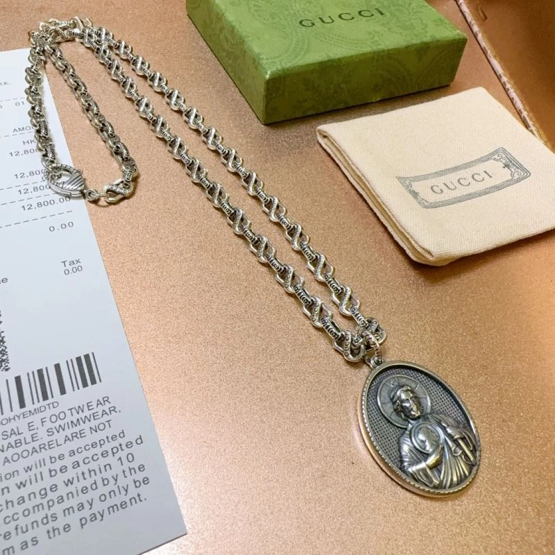 Legit Gucci Necklaces