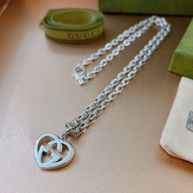 Exact replica Gucci Necklaces
