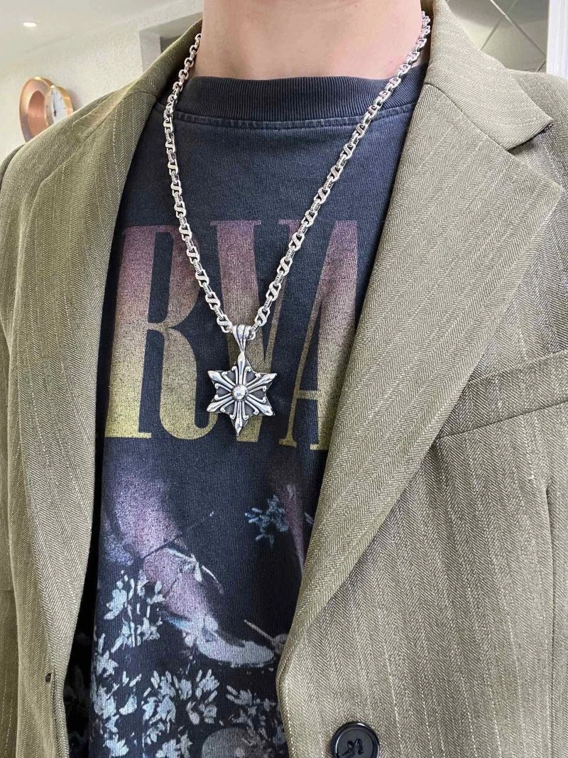 Brand-authenticated Gucci Necklaces