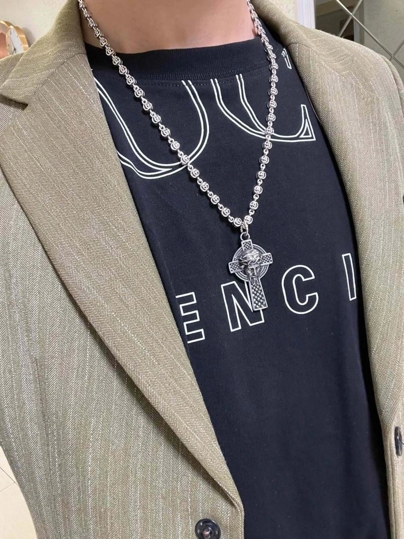 Bargain Gucci Necklaces