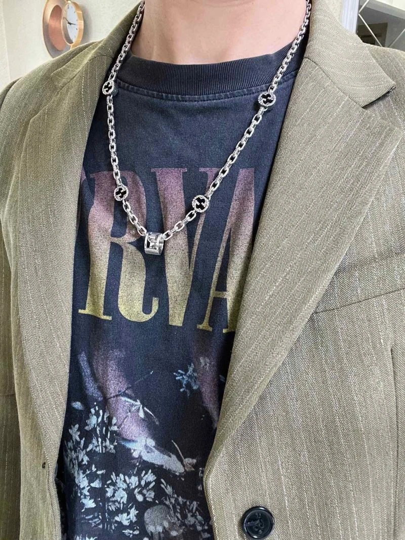 Accurate model Gucci Necklaces