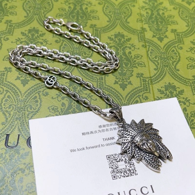 Indistinguishable Gucci Necklaces