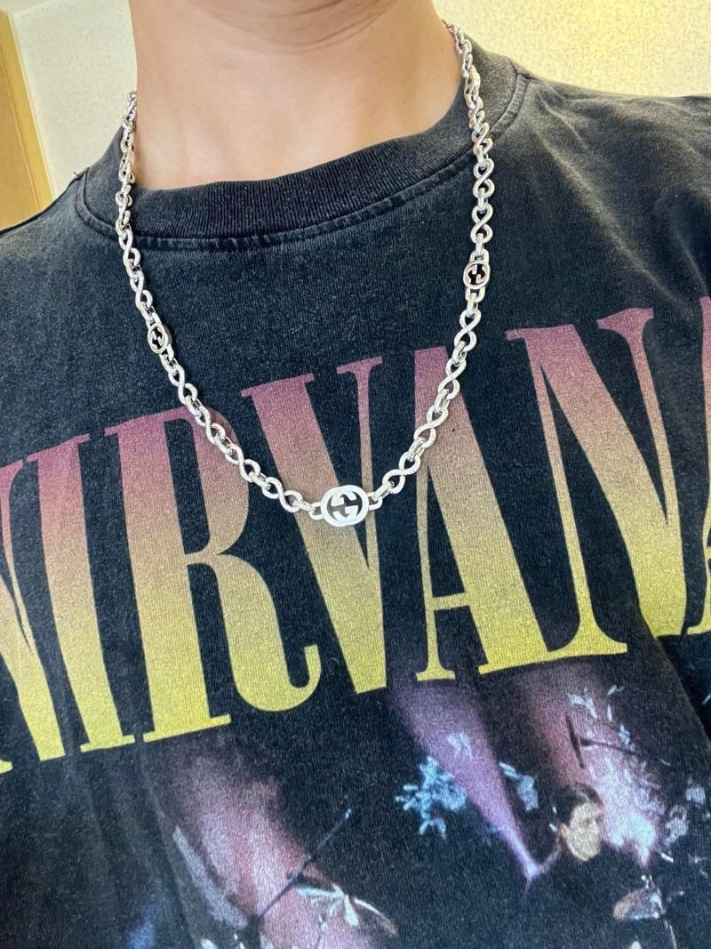 Top mirror Gucci Necklaces