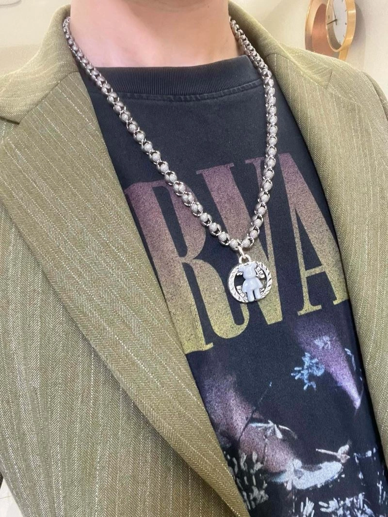 Exact replica Gucci Necklaces