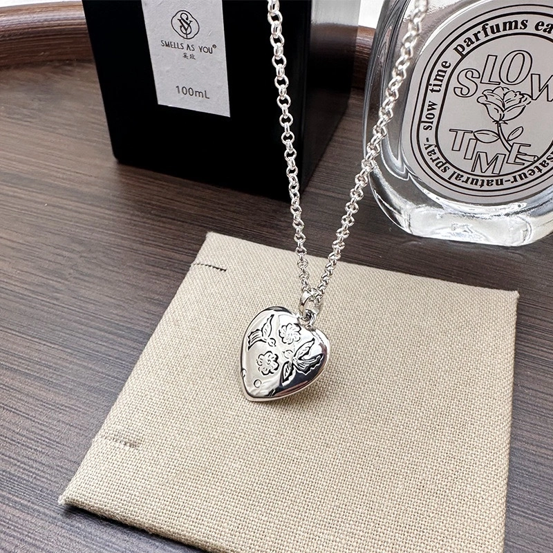 Mirror quality Gucci Necklaces