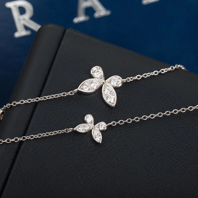 Budget-friendly Gucci Necklaces
