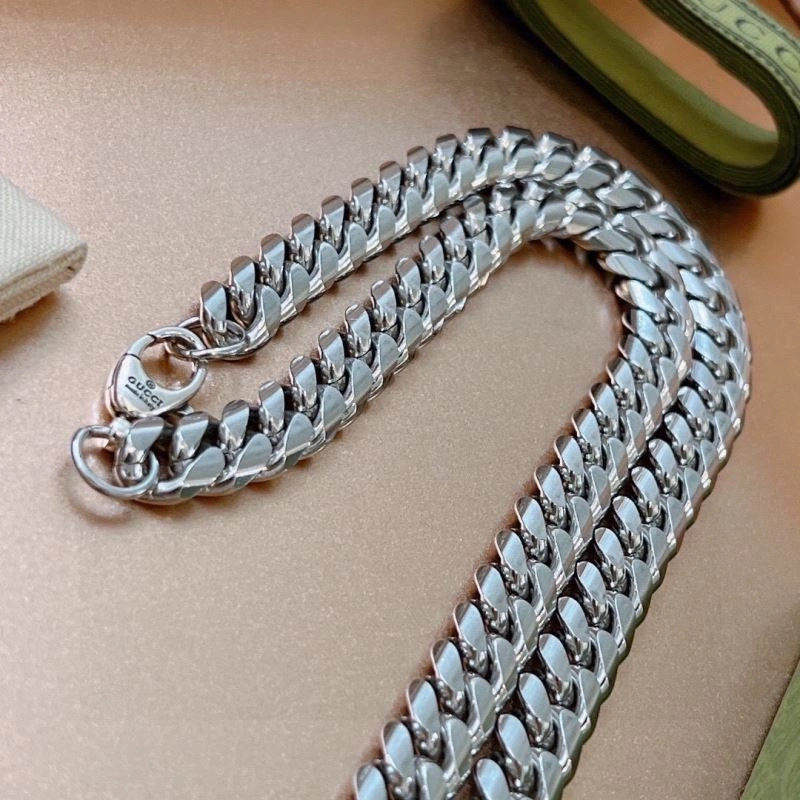 Factory-made Gucci Necklaces