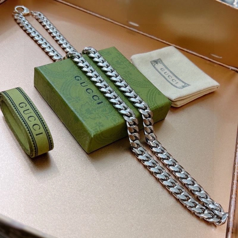 Factory-made Gucci Necklaces