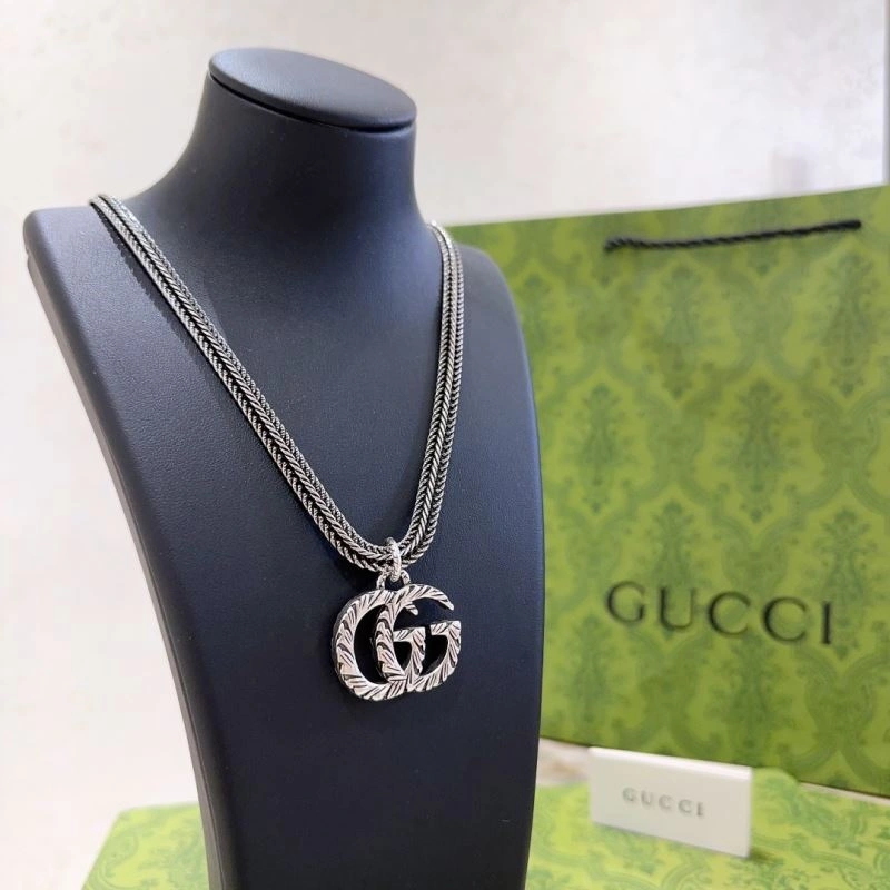 Indistinguishable Gucci Necklaces