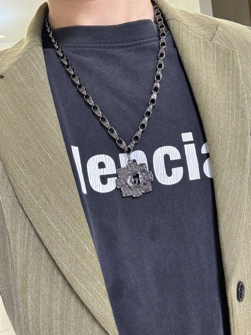 Legit Gucci Necklaces