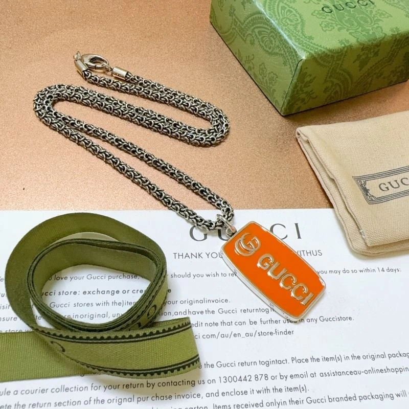 Indistinguishable Gucci Necklaces